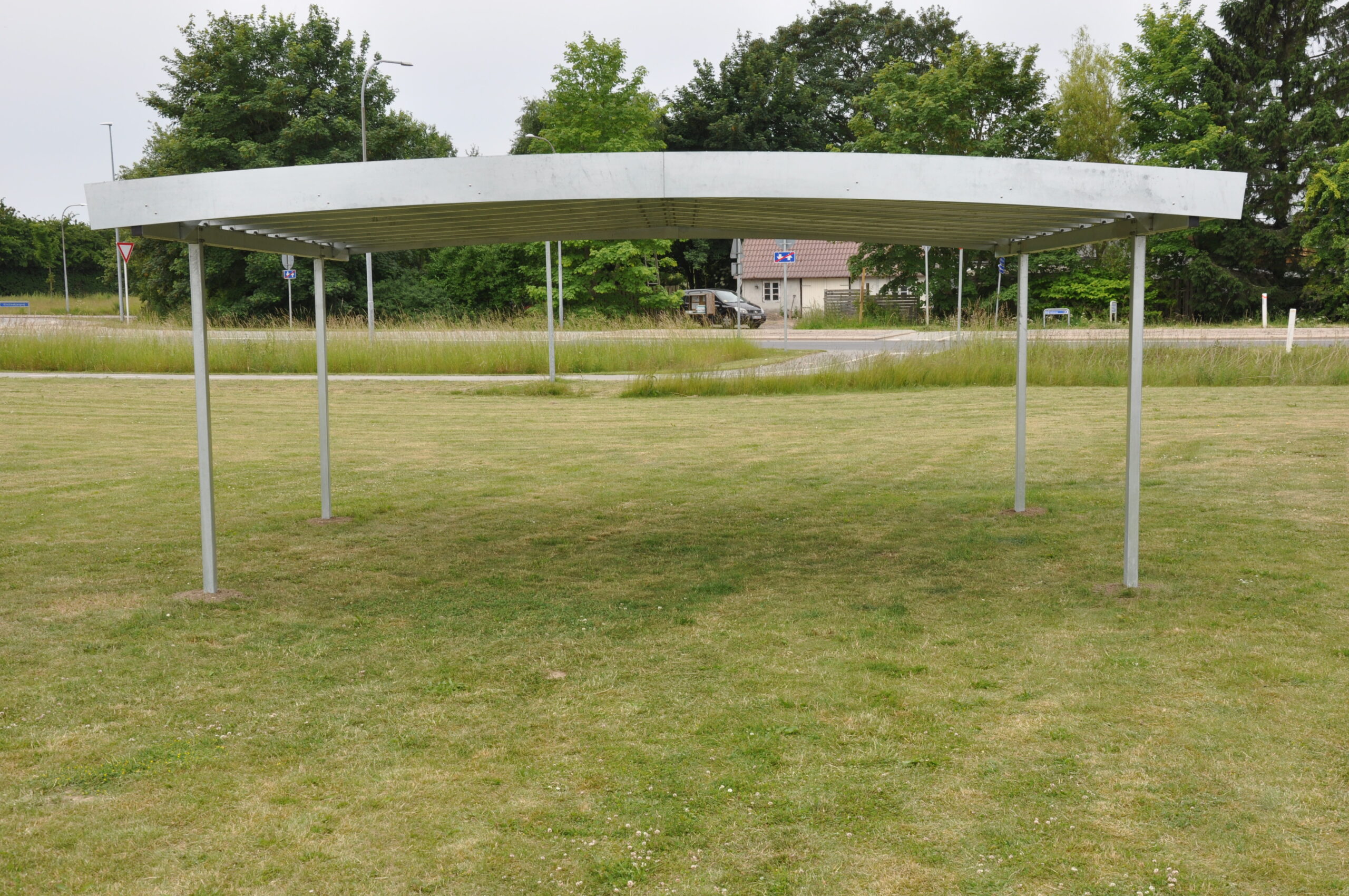 Enkelt carport – Solcellecarporte.dk